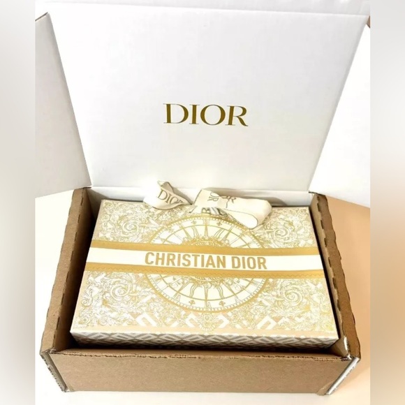 Dior | Bags | Dior 224 Holiday Gift Packaging Set Box Bag Dior Tissue ...
